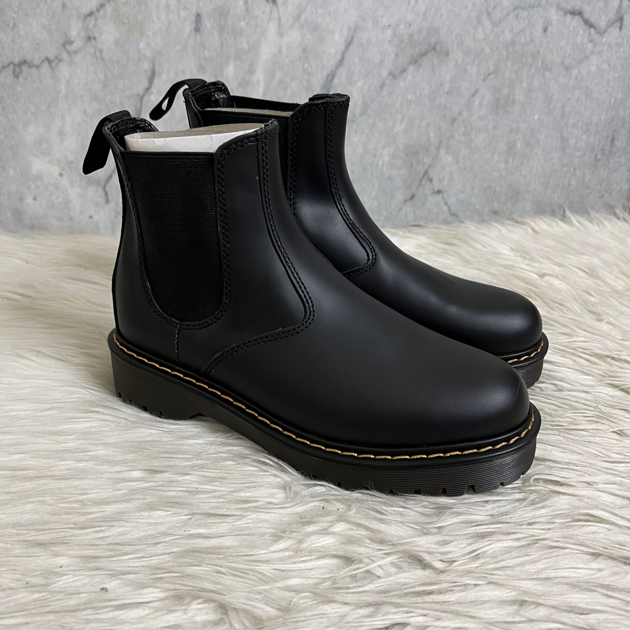 Revised Chunky Chelsea Boots - Shopstreetstyle